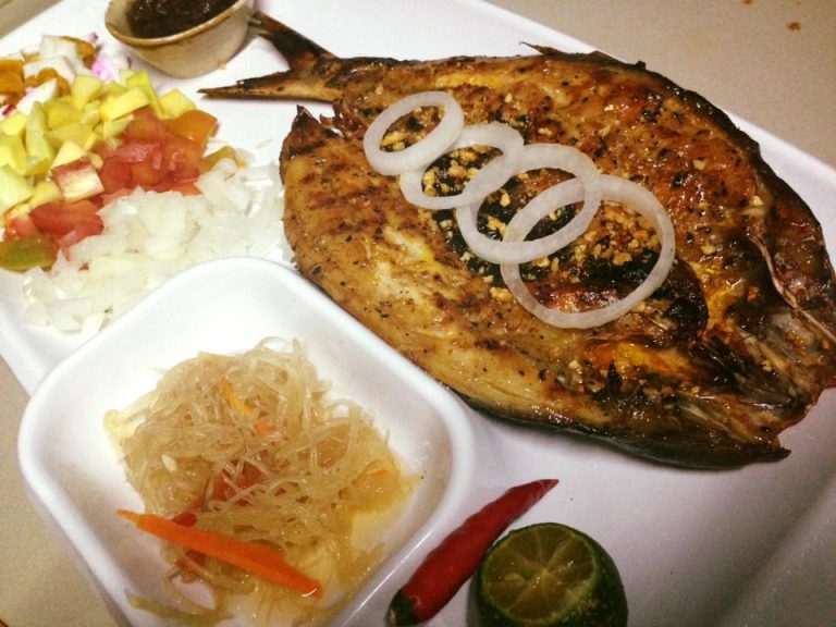 Inihaw na Bangus - Tapsi Terminal | Naga City Guide