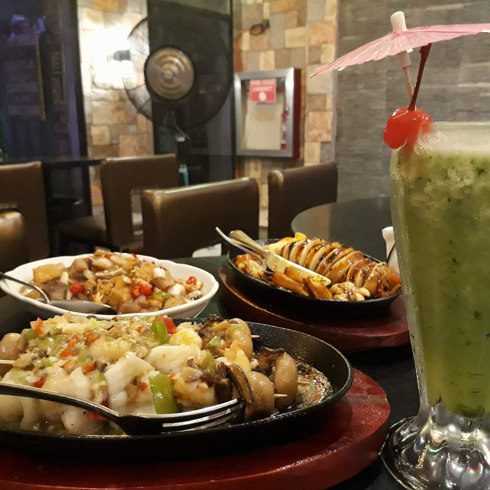 bistro roberto food | Naga City Guide